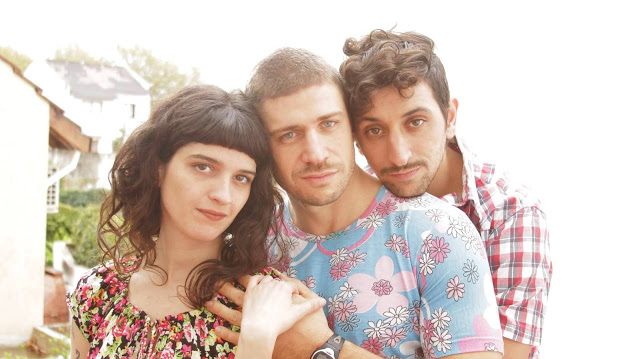 Flor Dragonetti – Movies, Bio and Lists on MUBI