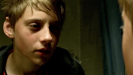 2 Birds (2008) – MUBI